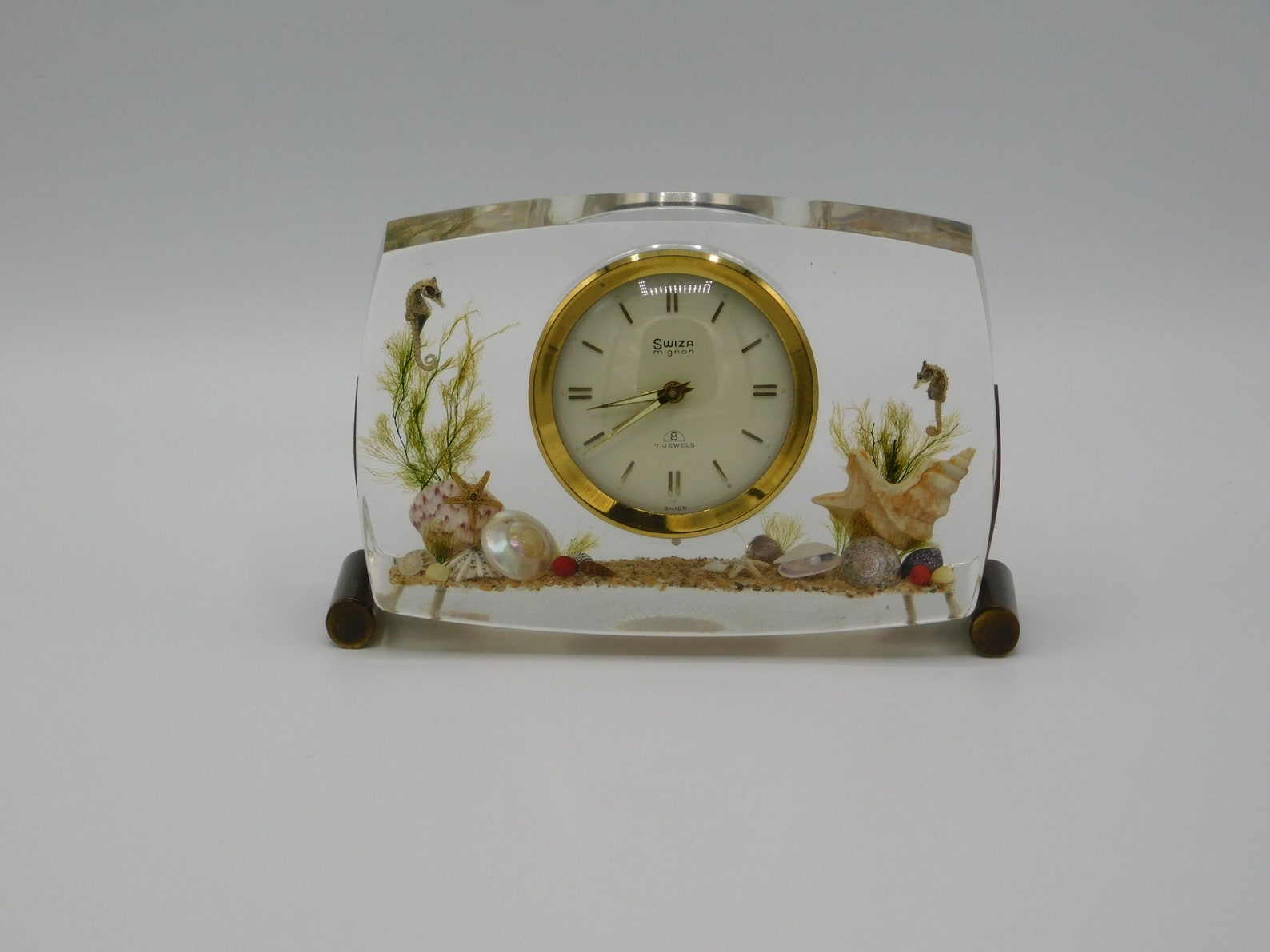 1950s Swiza Mignon Swiss 7 Jewel Clock Set in Acrylic With Sea Scene - Etsy