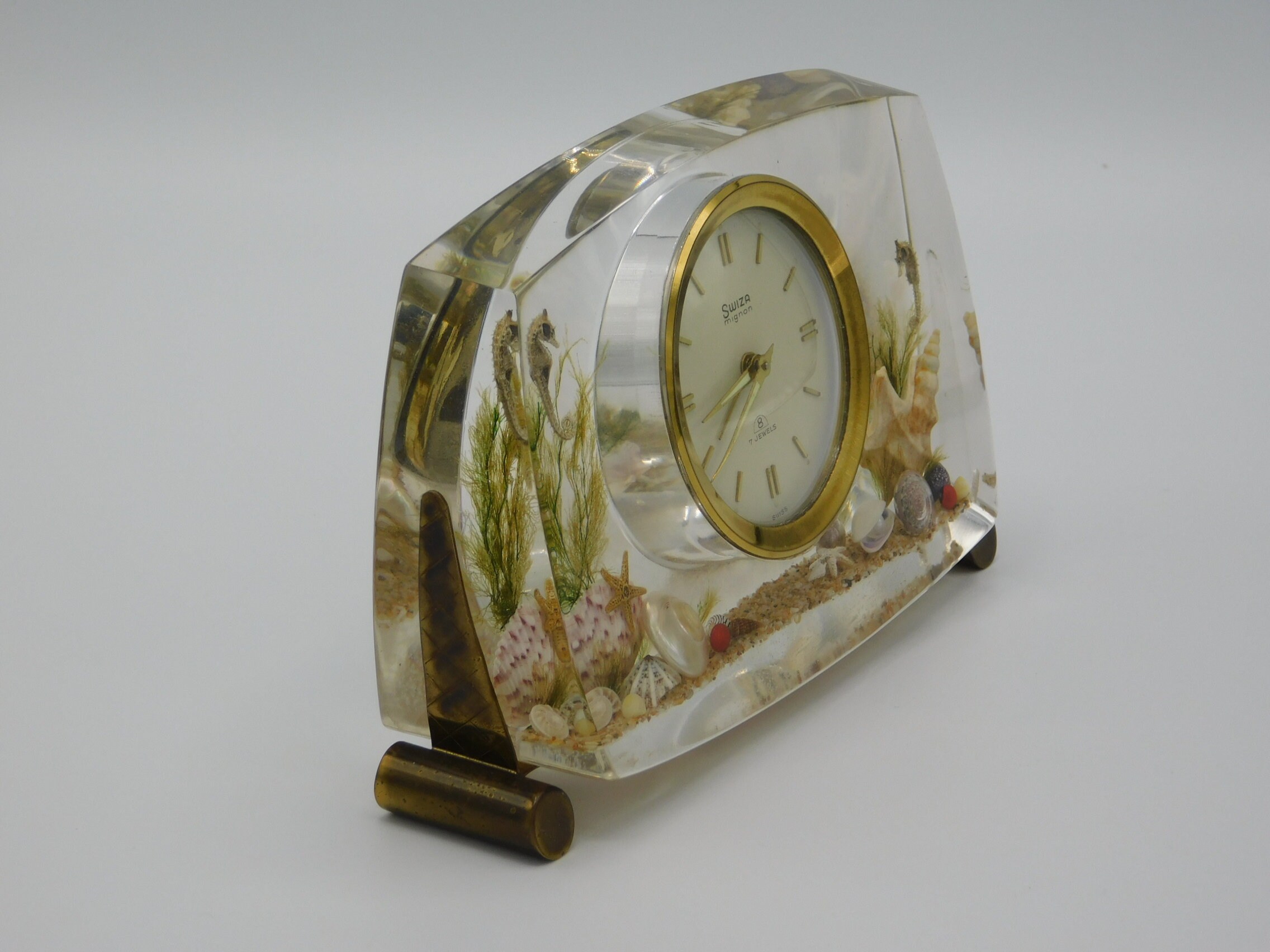 1950s Swiza Mignon Swiss 7 Jewel Clock Set in Acrylic With Sea - Etsy