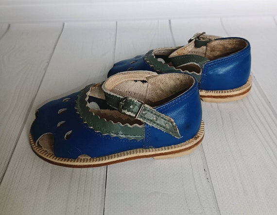 Vintage sandals Leather Baby Boots Old Baby Shoes So… - Gem