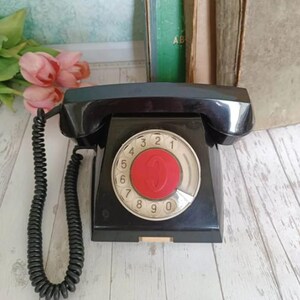 Vintage Telephone Retro Office Decor Old Phone Vintage Home Decor Desk ...