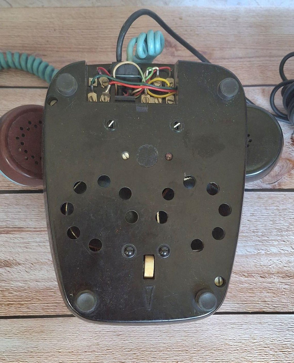 Vintage Turquoise Telephone Retro Decor Vintage Home Decor Desk Phone ...