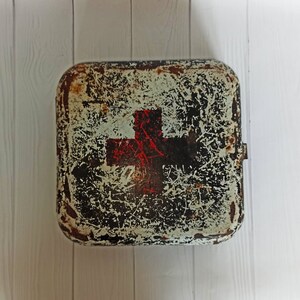 Antique First Aid Tin Box Medical First Aid Box Military First Aid ...