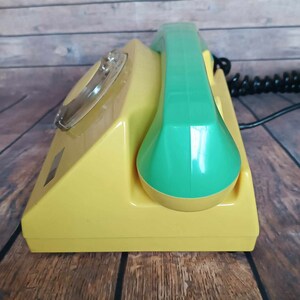 Vintage Yellow Telephone Bright Retro Decor Vintage Home Decor Desk ...
