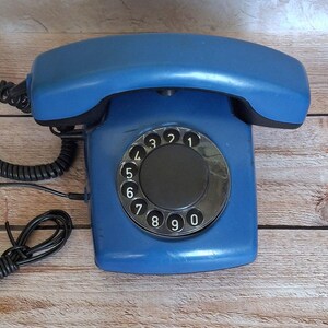 Retro Desk Phone Vintage Telephone Old Office Decor Dial Disc Phone ...