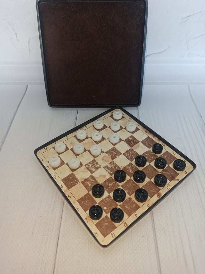 Vintage Pocket Magnetic Checkers Mini Travel Checkers Set USSR | Etsy