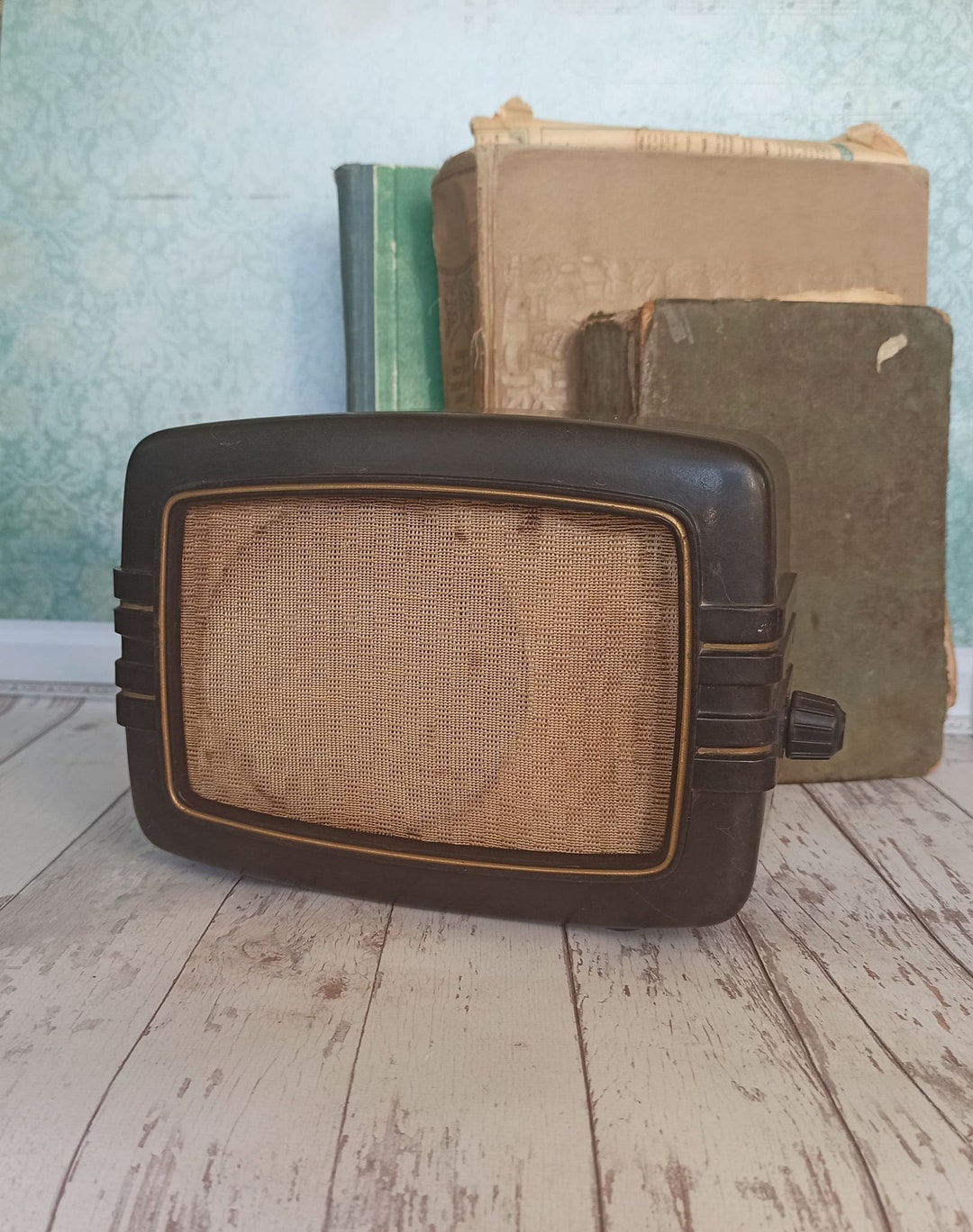Antique Radio Vintage 50s Russian Soviet Vintage Radio Point Vintage ...