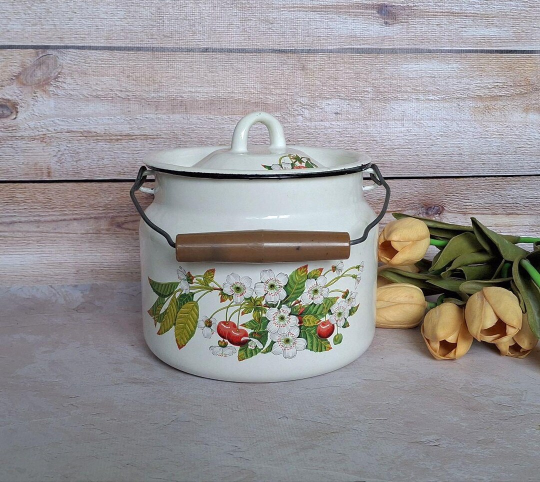 Vintage Enamel Jar 2 Liters Enamel Milk Canister Retro Metal Flower ...