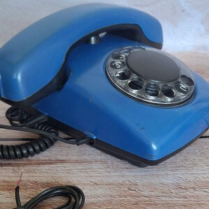 Retro Desk Phone Vintage Telephone Old Office Decor Dial Disc Phone ...