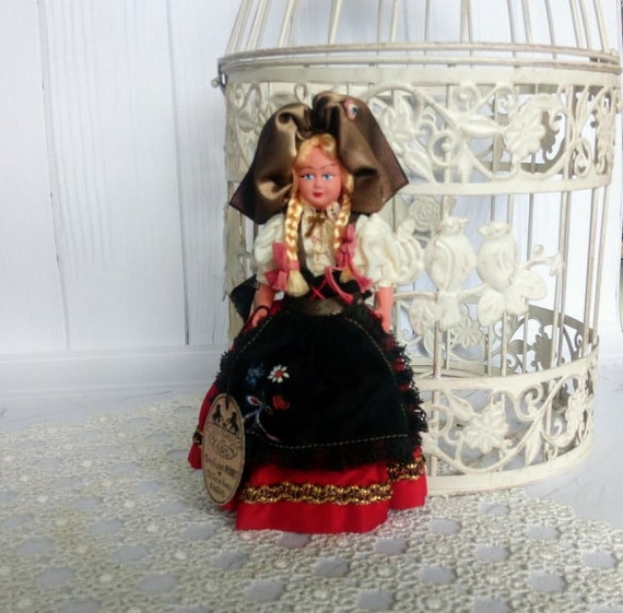 Beautiful European Vintage Doll in National Costume Vintage - Etsy