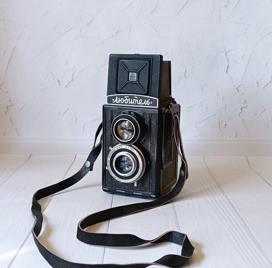 Soviet Vintage Film Camera "lubitel" (amateur) 1950 LOMO With Lens T-22 ...