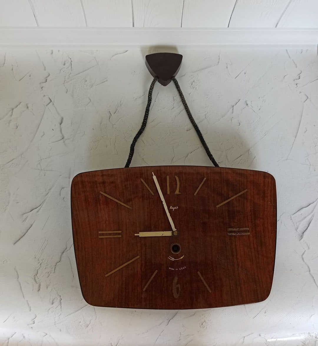 Antique Wall Clock Vintage 70s Vintage Home Decor Retro Clock the USSR ...