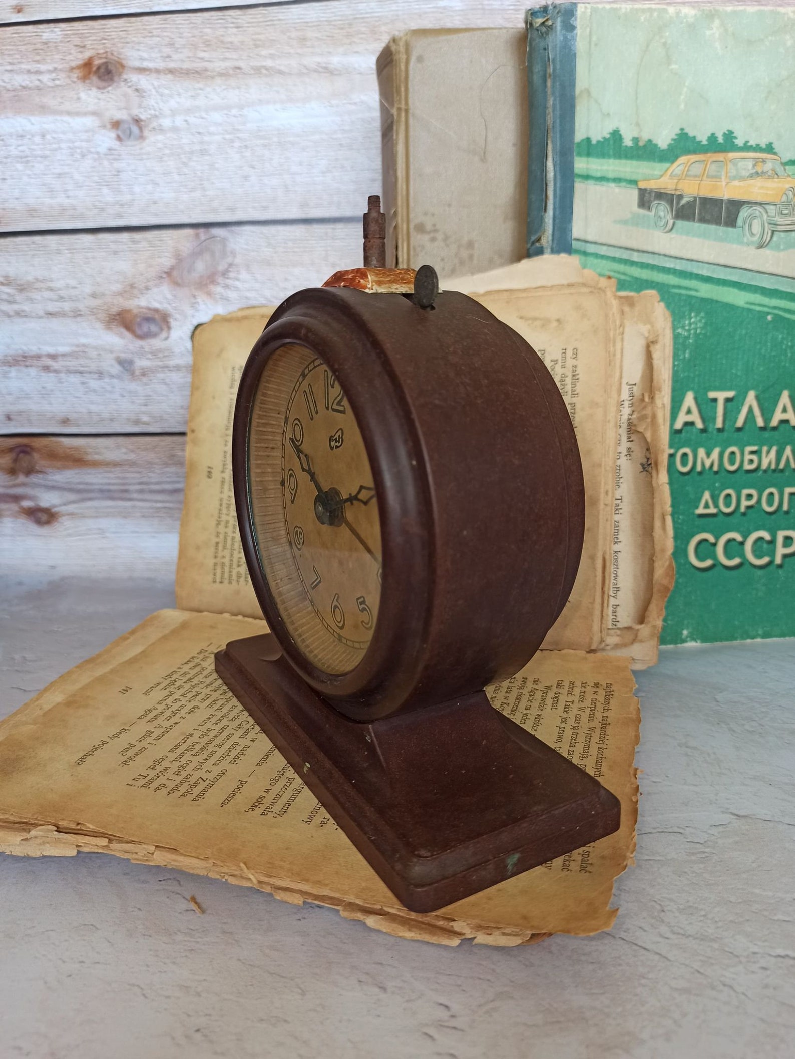 Antique clock 1945 Vintage decor Soviet alarm clock Carbolite | Etsy