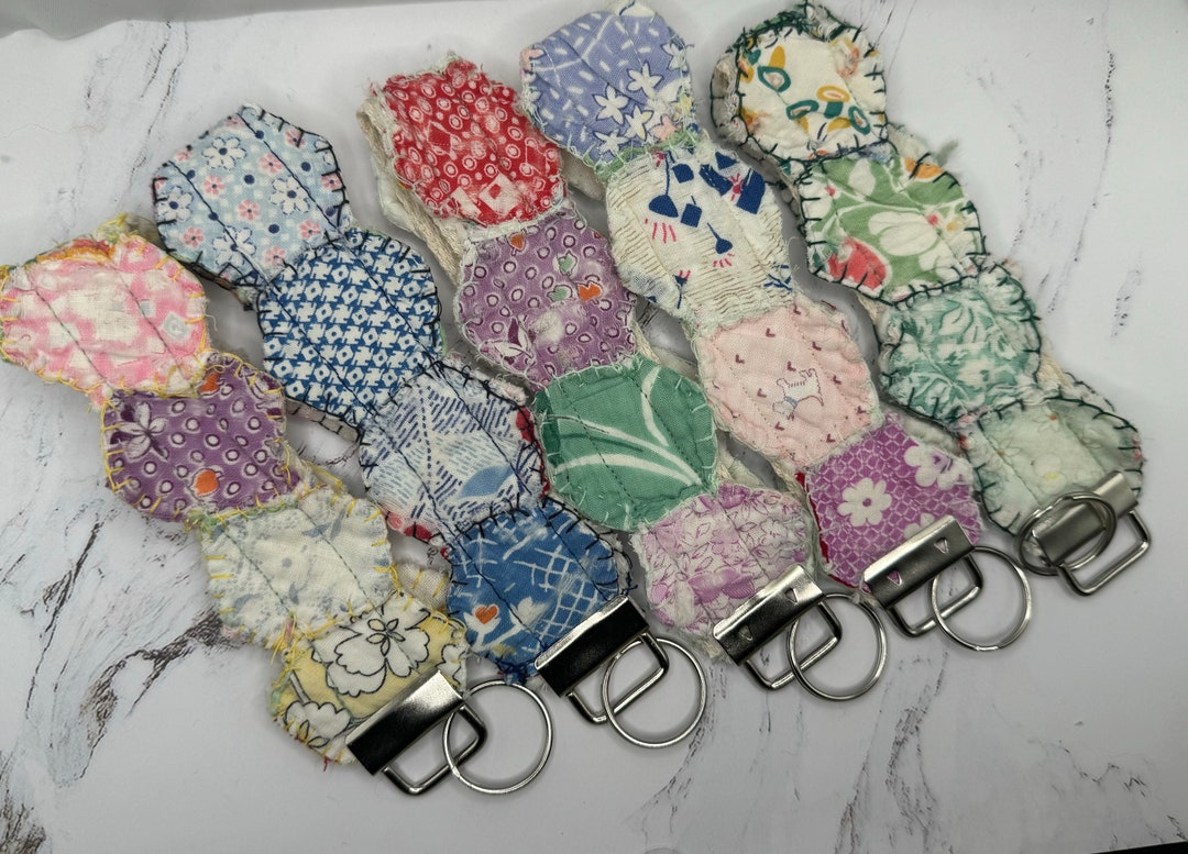 ONE Vintage Quilt Hexie Keychain - Etsy