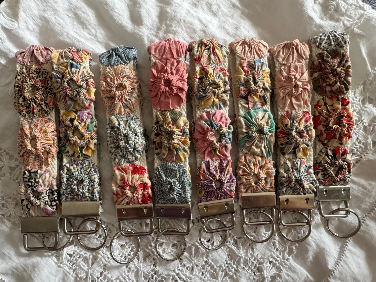 ONE Vintage Quilted Yo-yo Keychain - Etsy