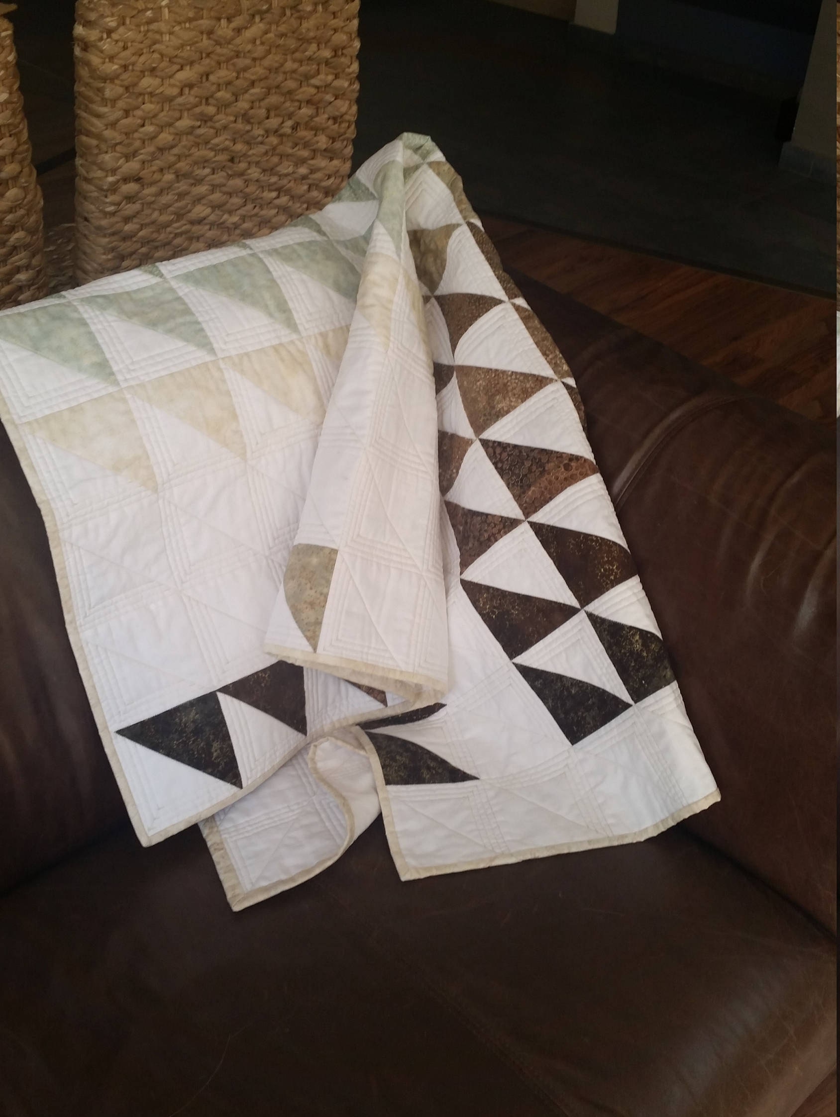 Wall Hanging Quilt, Modern Quilt, Triangle Modern Quilt, Quilt Blanket ...