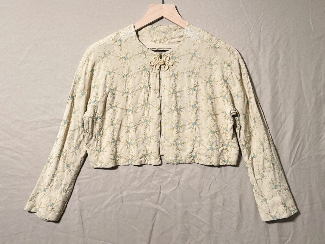 Repaired Vintage 1960s Ecru and Blue Theater Bed Jacket Womens Size ...