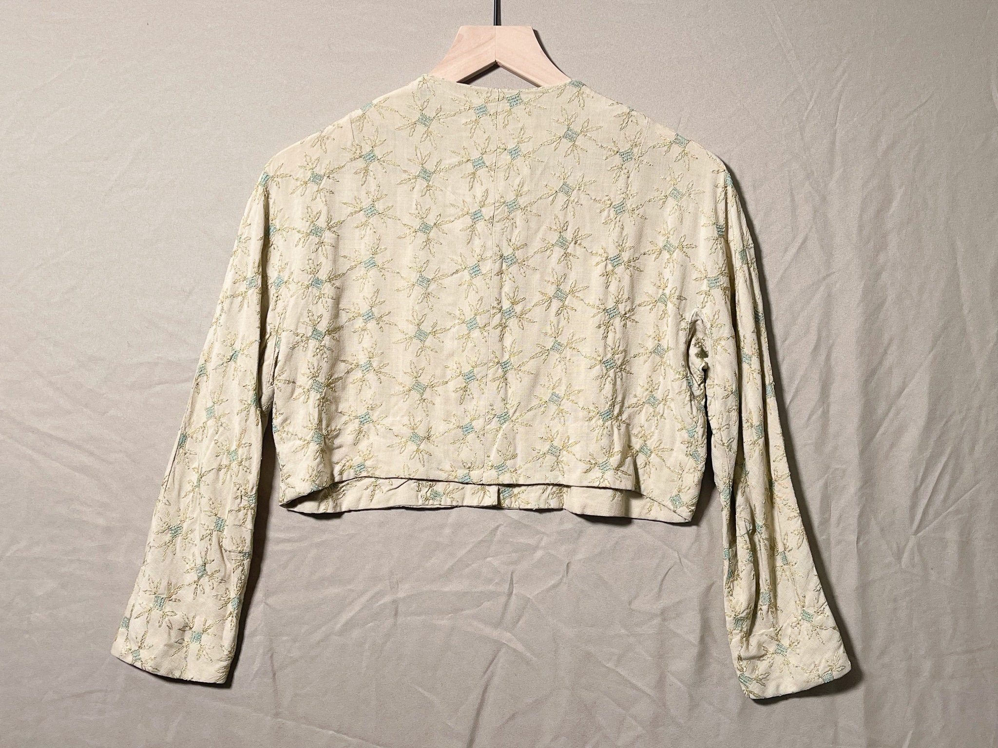 Repaired Vintage 1960s Ecru and Blue Theater Bed Jacket Womens Size ...
