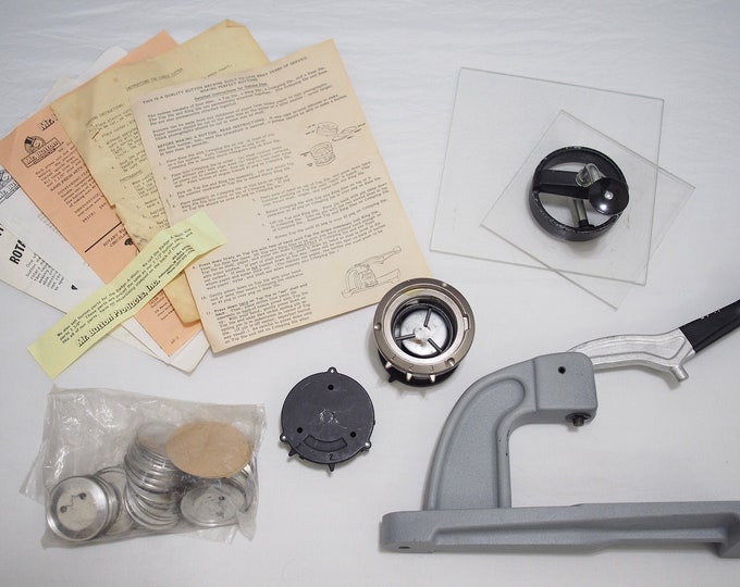 Vintage Mr Button 2 1/3 Button Press Machine Pinback Maker Craft Tool ...