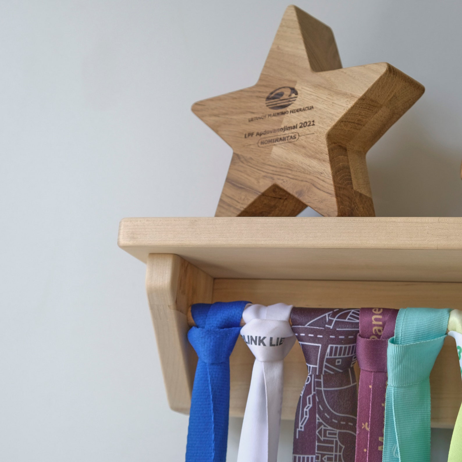 Wood Medal Holder Shelf, Display Hanger, Sports Trophy Shelf and Rack ...