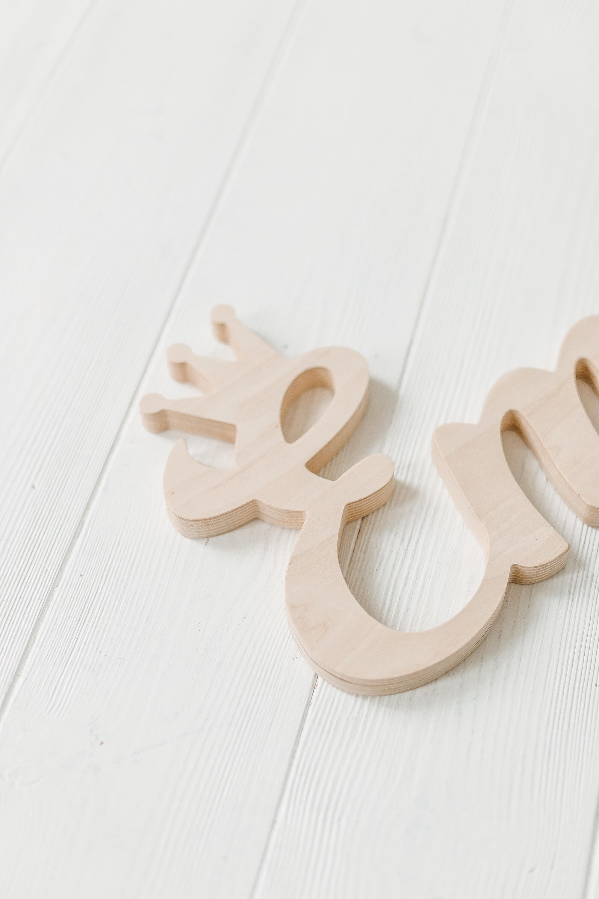 Wooden name letters custom sign as newborn photo prop Baby | Etsy