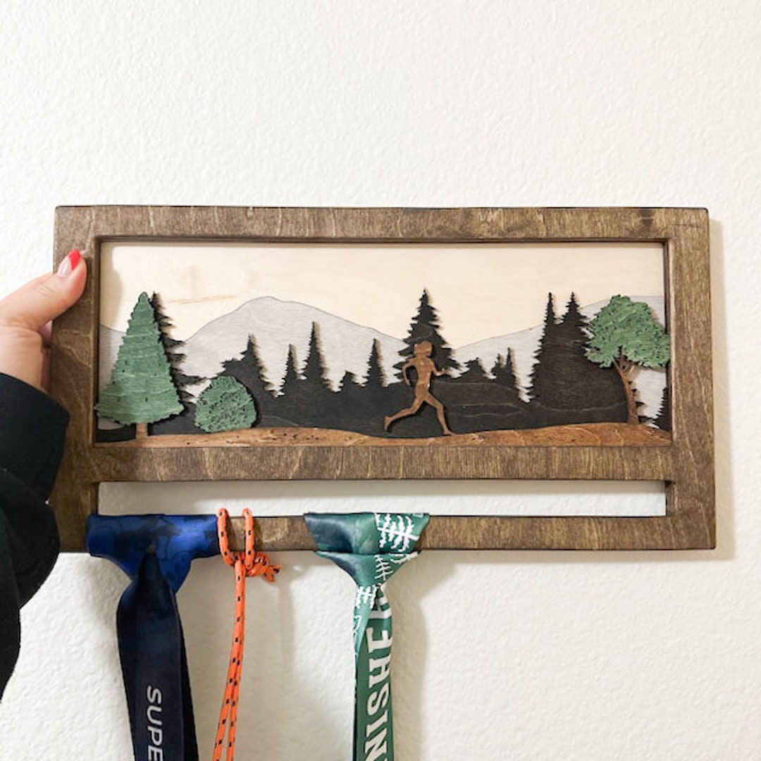 Medal Display Running Marathon SMALL EDITION, Custom Hanger, Medal ...