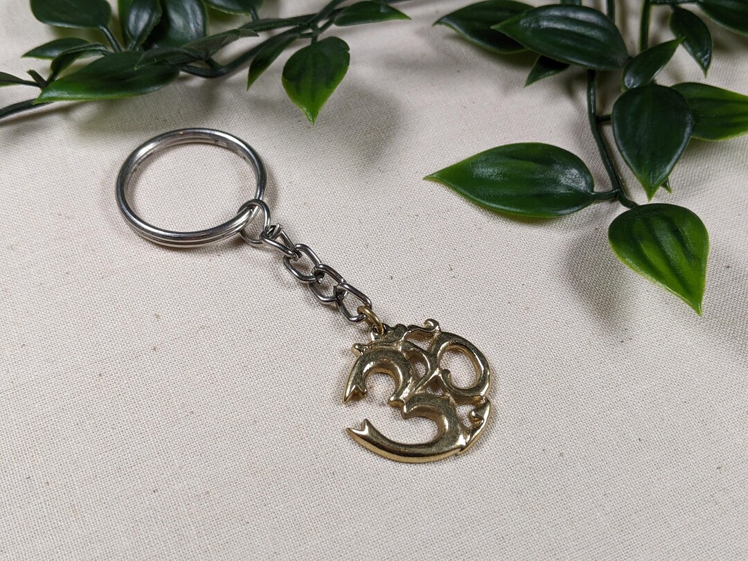 Decorative Brass ॐ Om / Aum Symbol Keyring / Keychain Bronze Symbol ...