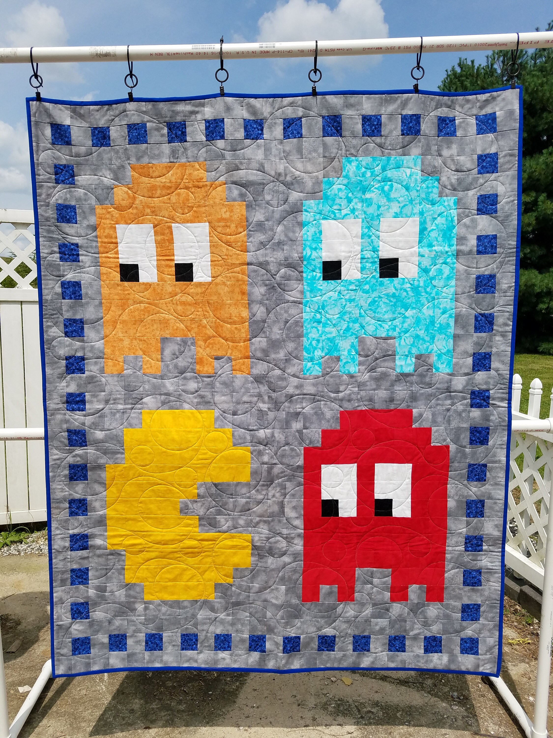Handmade Fandom 8-Bit Pixelated Pacman with Ghosts Video - Etsy