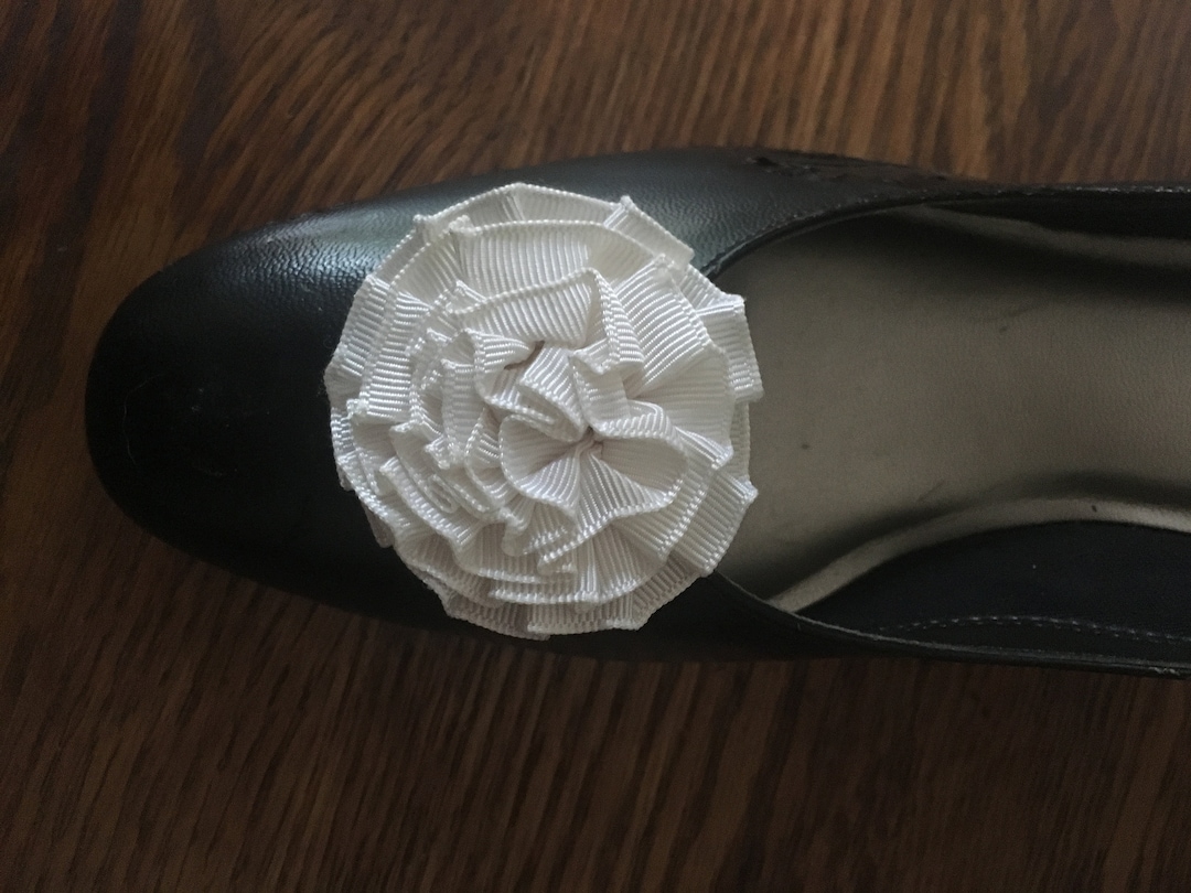 White Rosettes for Your Shoes - Etsy