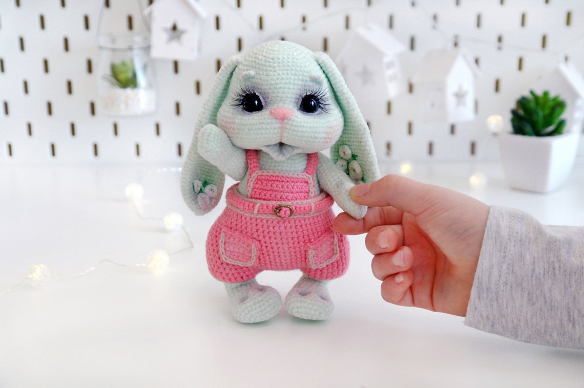 Crochet Pattern the Mint Bunny - Etsy