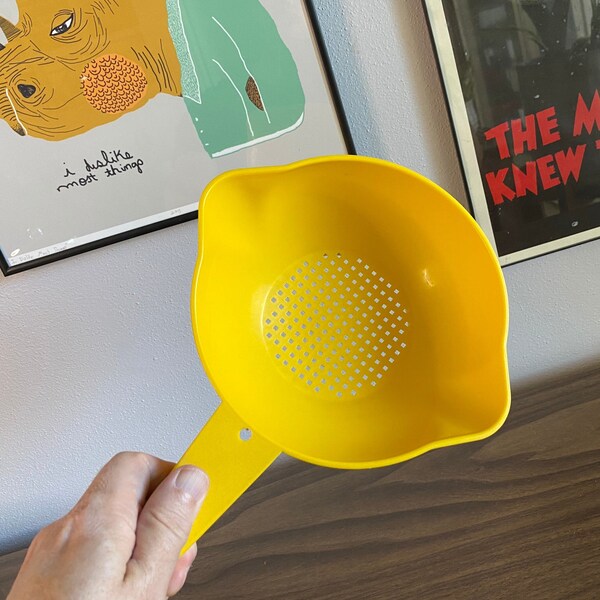 Tupperware Colander - Etsy