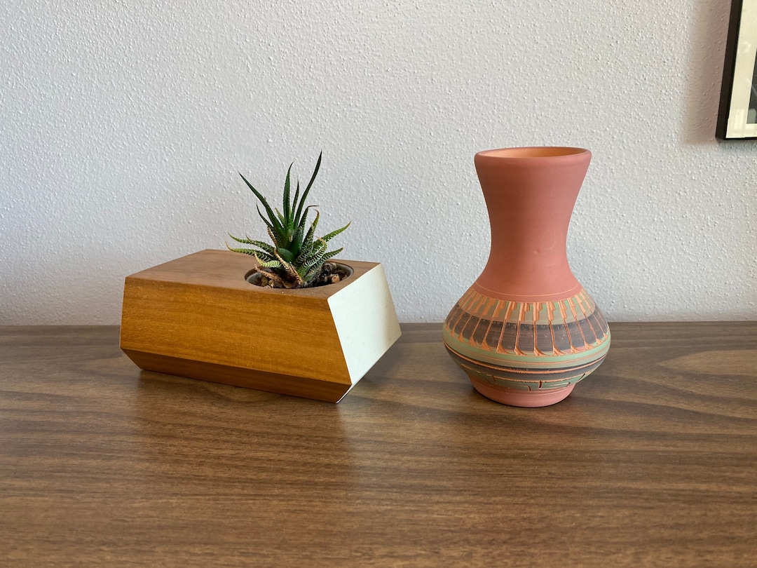 Signed Navajo Pottery | Seed Pot | Native American Art Southwestern - Etsy
