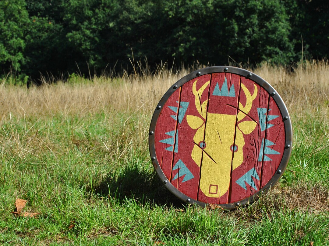 Steel, Wood and Leather Emblazoned Shield Replica Legend of Zelda ...