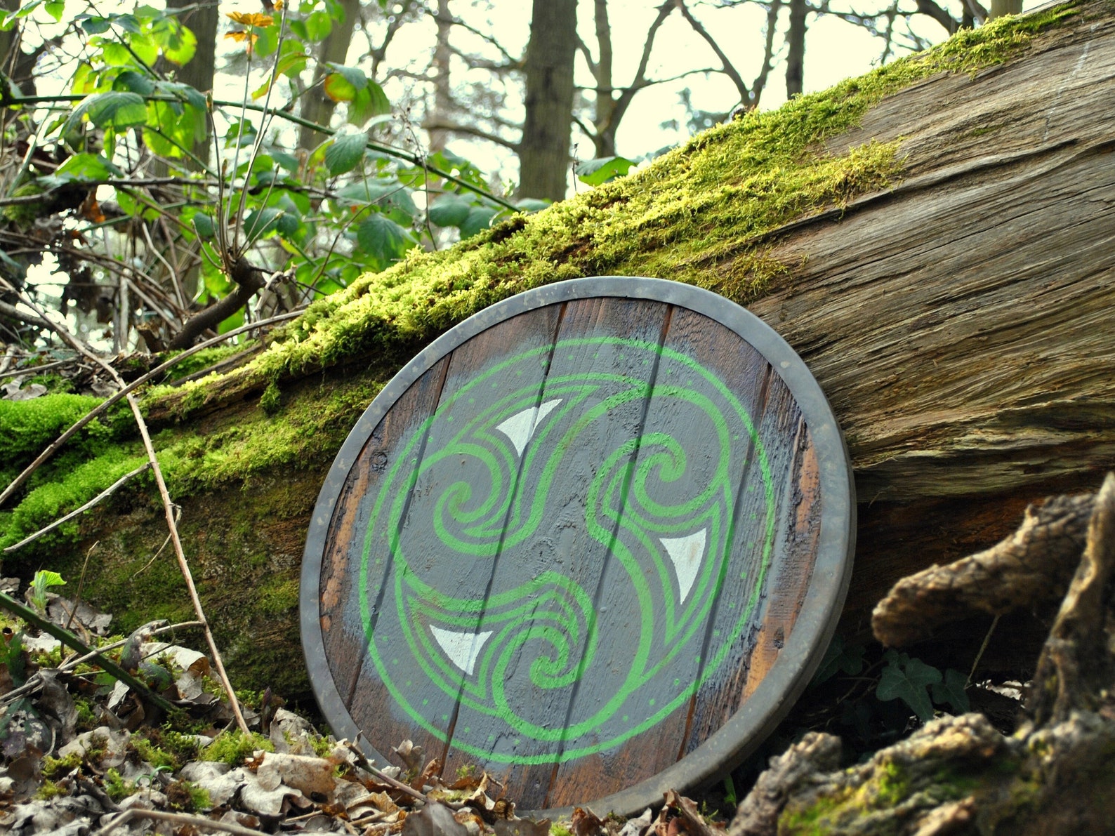 Steel, Wood and Leather Morthal Hold Viking Shield Replica - Etsy