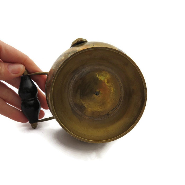 Small Brass Planter Lions Head Bakelite? Handle.Small Brass Jardiniere ...