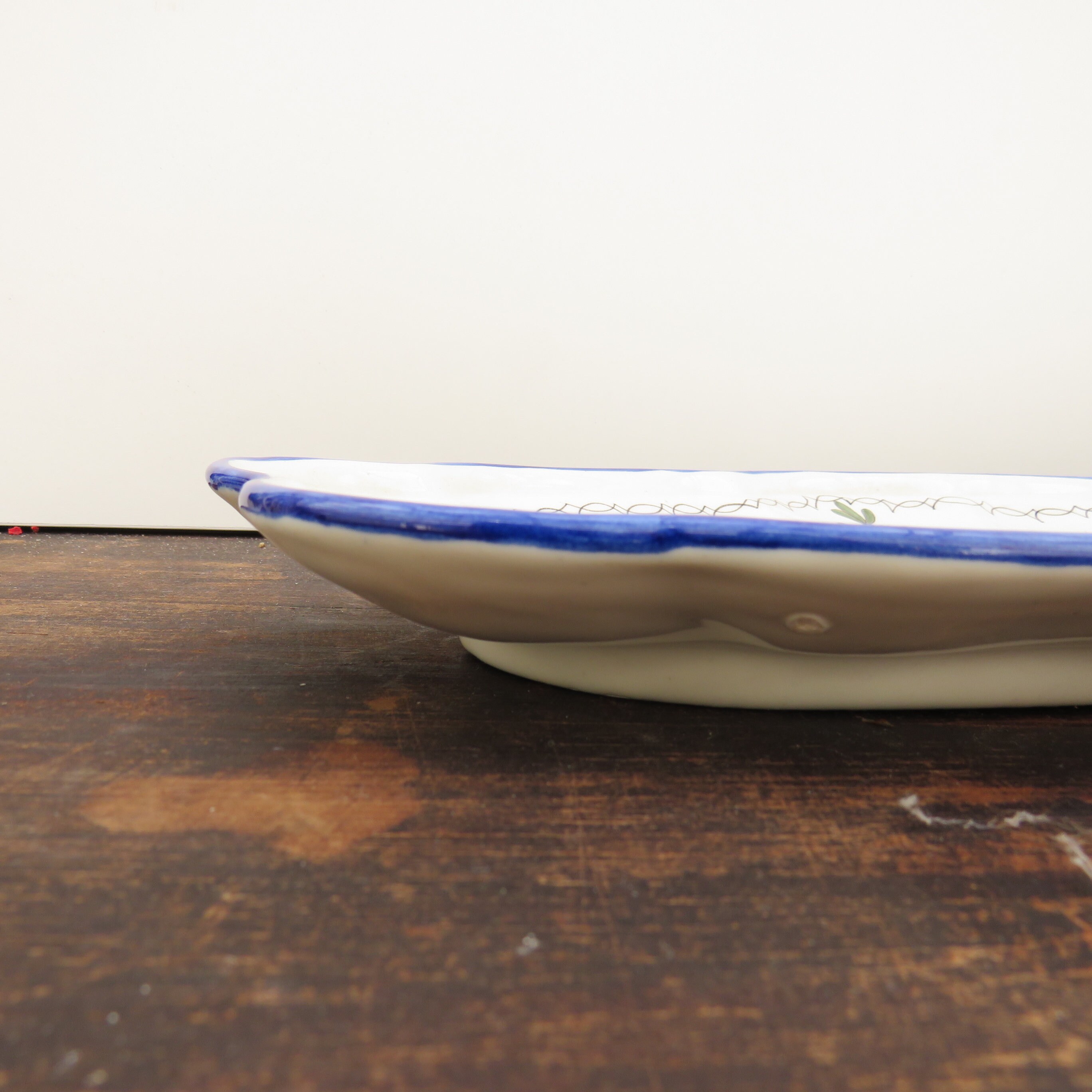 Spanish Ceramic Plate with Hand Painted Flowers By Figas Ribesalbes ...