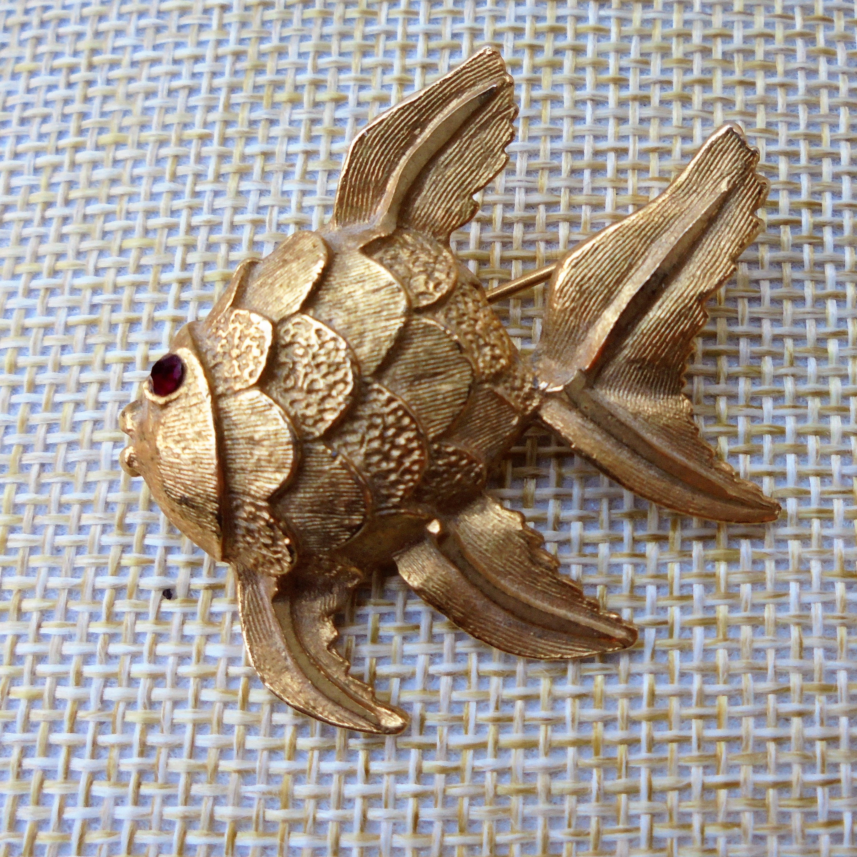 Goldfish Brooch Schrager Style/ Brushed Gold Fish Brooch with ...