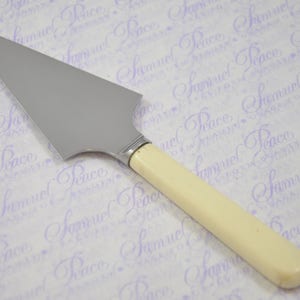New Fantastic Genuine Cream/white Handle Stilton Cheese Knife Made in ...