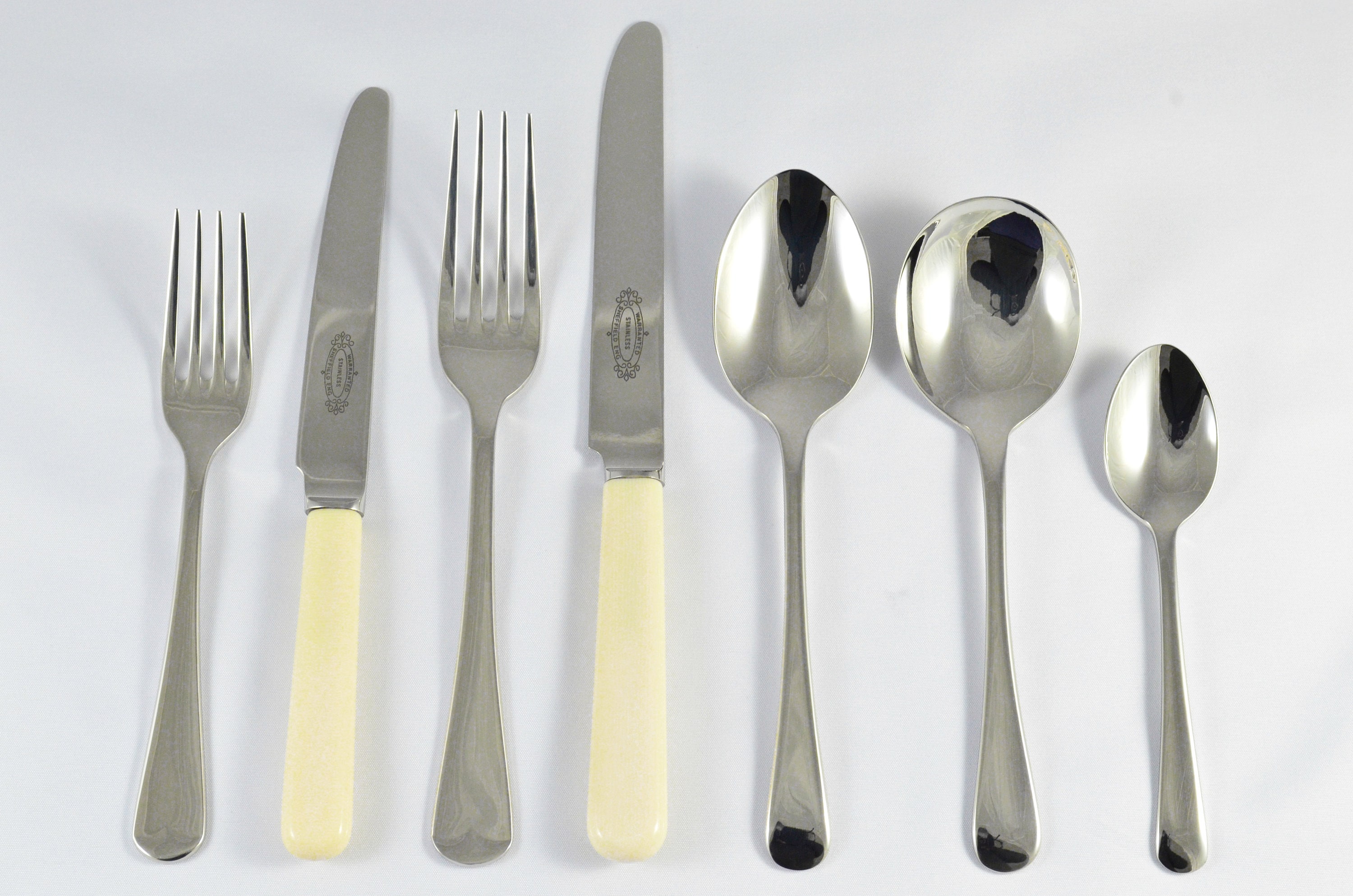 New Cream Handled & Old English Pattern 7 Piece place Setting | Etsy