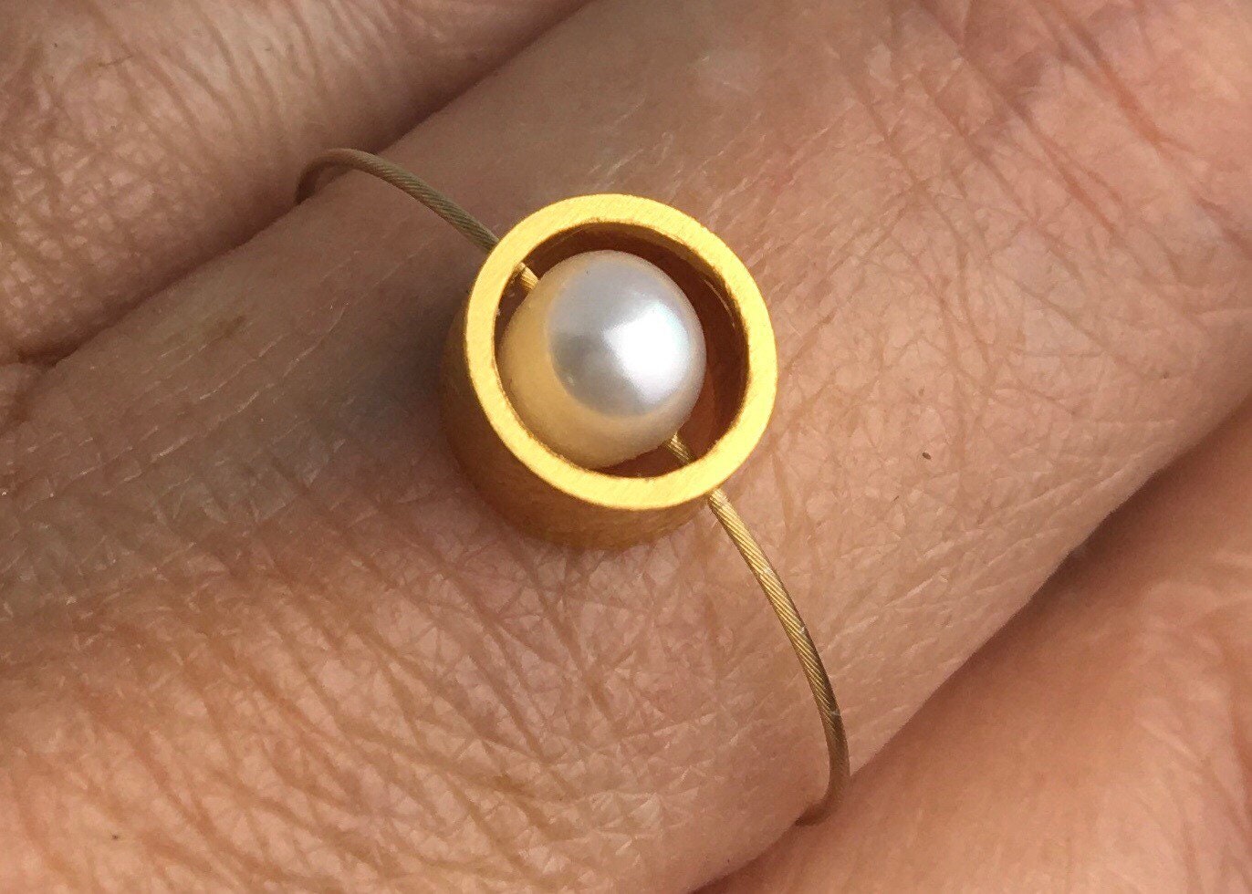 Freshwater pearl ring. Classic pearls on a wire of gold. | Etsy