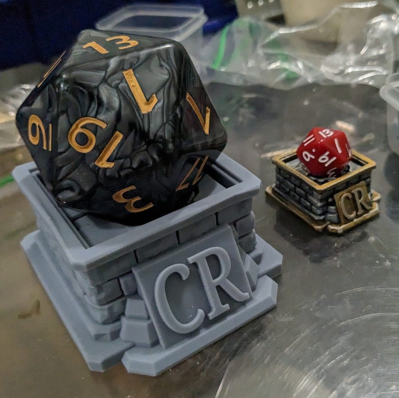 Challenge Rating D20 Dice Stand 25mm unpainted, but Primed ICRPG CR ...