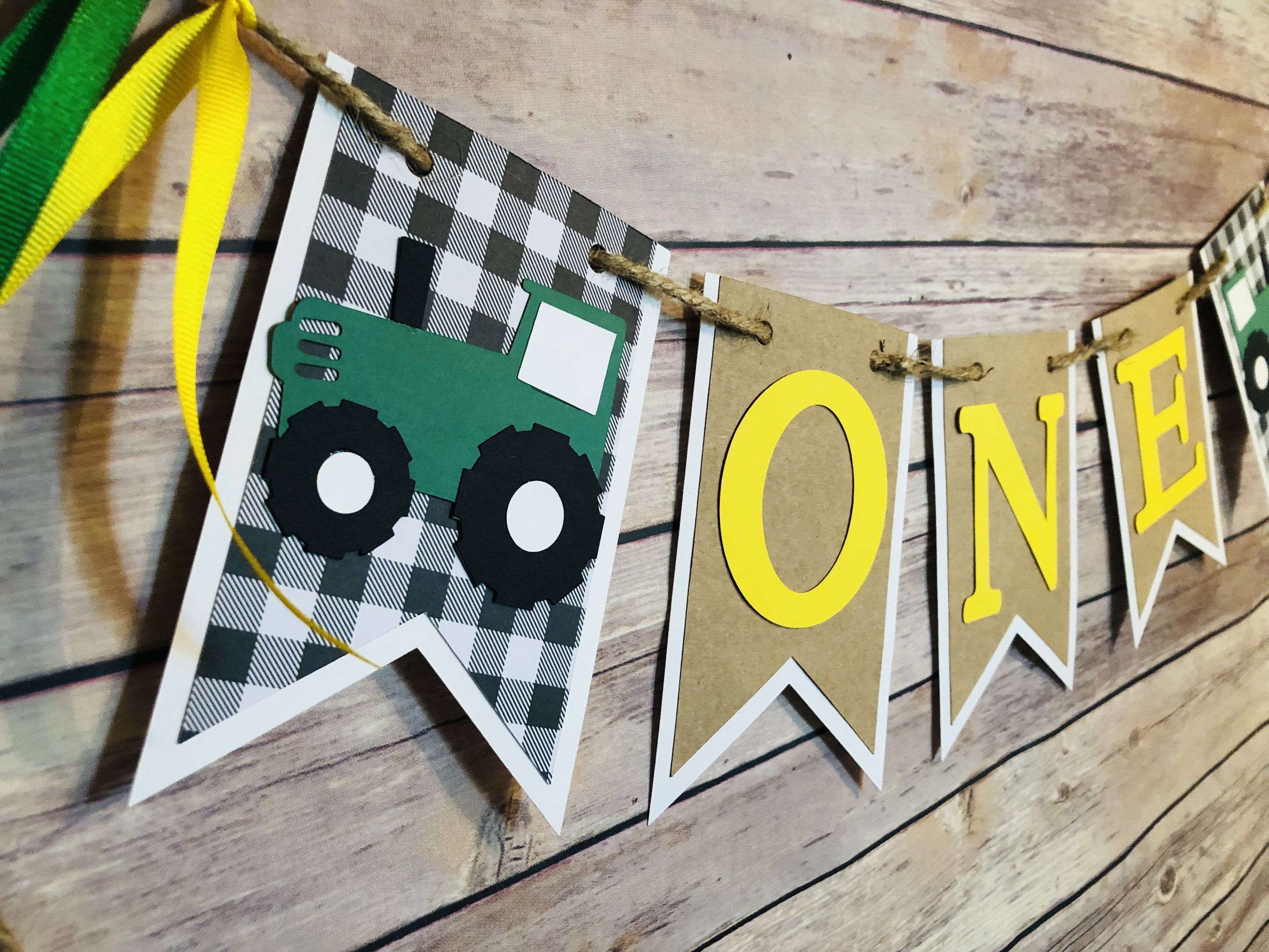 Buffalo Check Tractor Banner, Tractor Banner, Gingham Tractor Banner ...