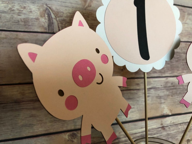 Pig Centerpiece Sticks Pig Centerpieces Pig Toppers - Etsy