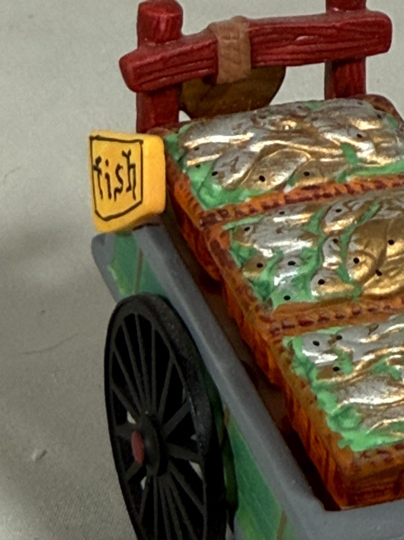 Chelsea Market Fish Monger and Cart — Set of Two Pieces — Department 56 ...