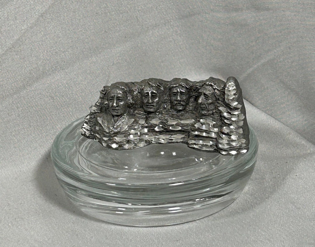 Mt. Rushmore, Pewter Souvenir by Boyd Perry - Etsy