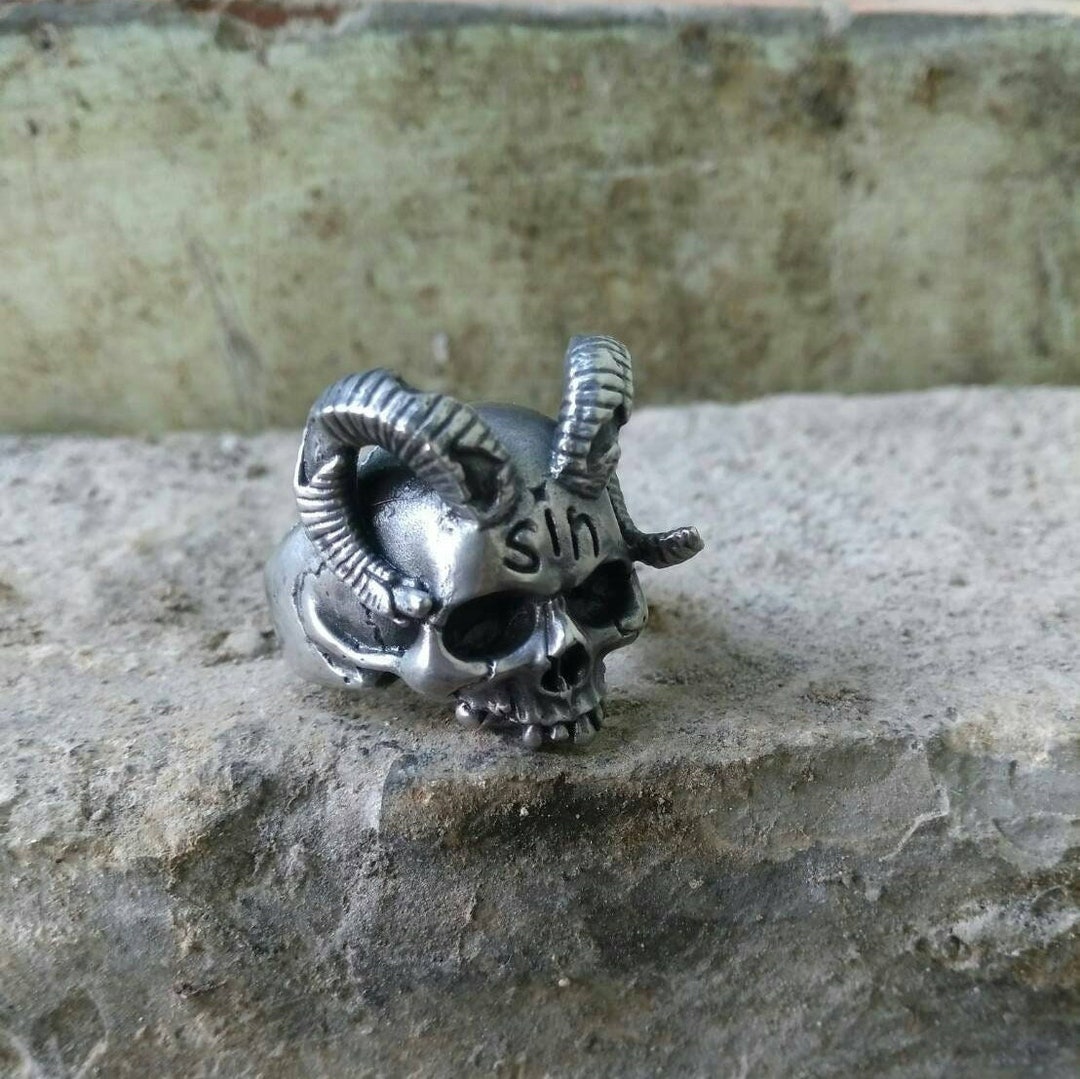 Hand Sculpted Demon Skull Ring : Oxidized Lead Free Pewter - Etsy