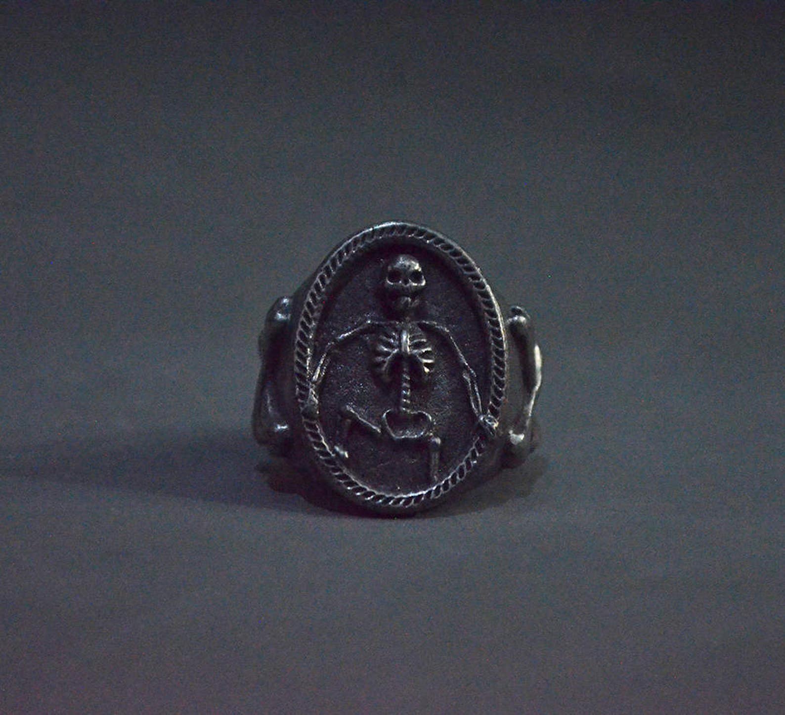 Bone Craddle - Skull Ring, Skeleton Ring, Skull Rings, Social ...