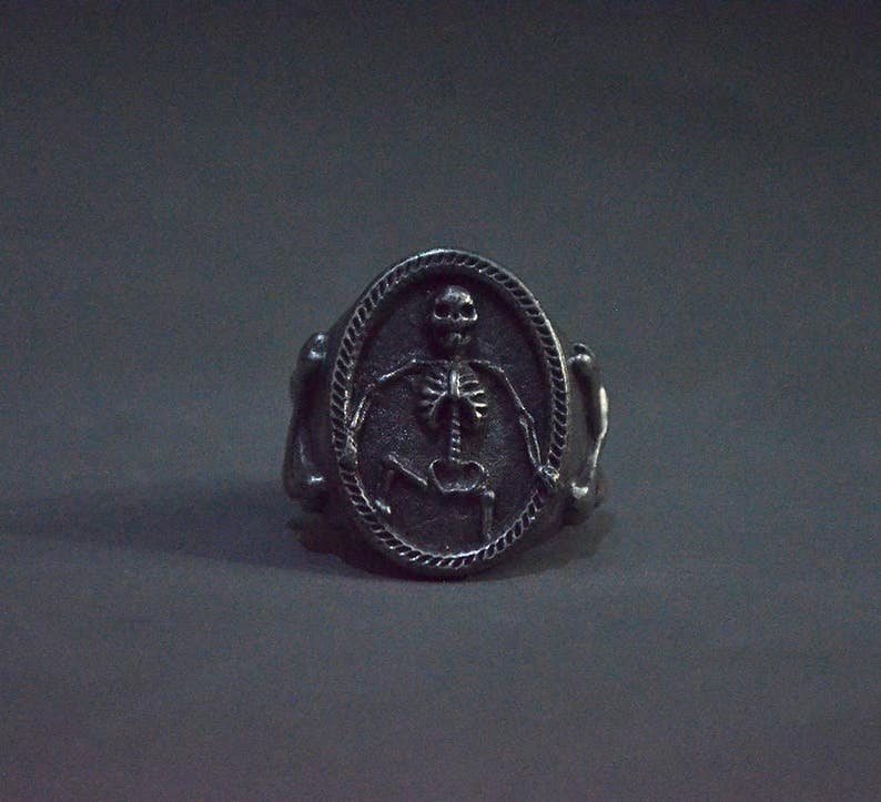 Bone Craddle - Skull Ring, Skeleton Ring, Skull Rings, Social ...