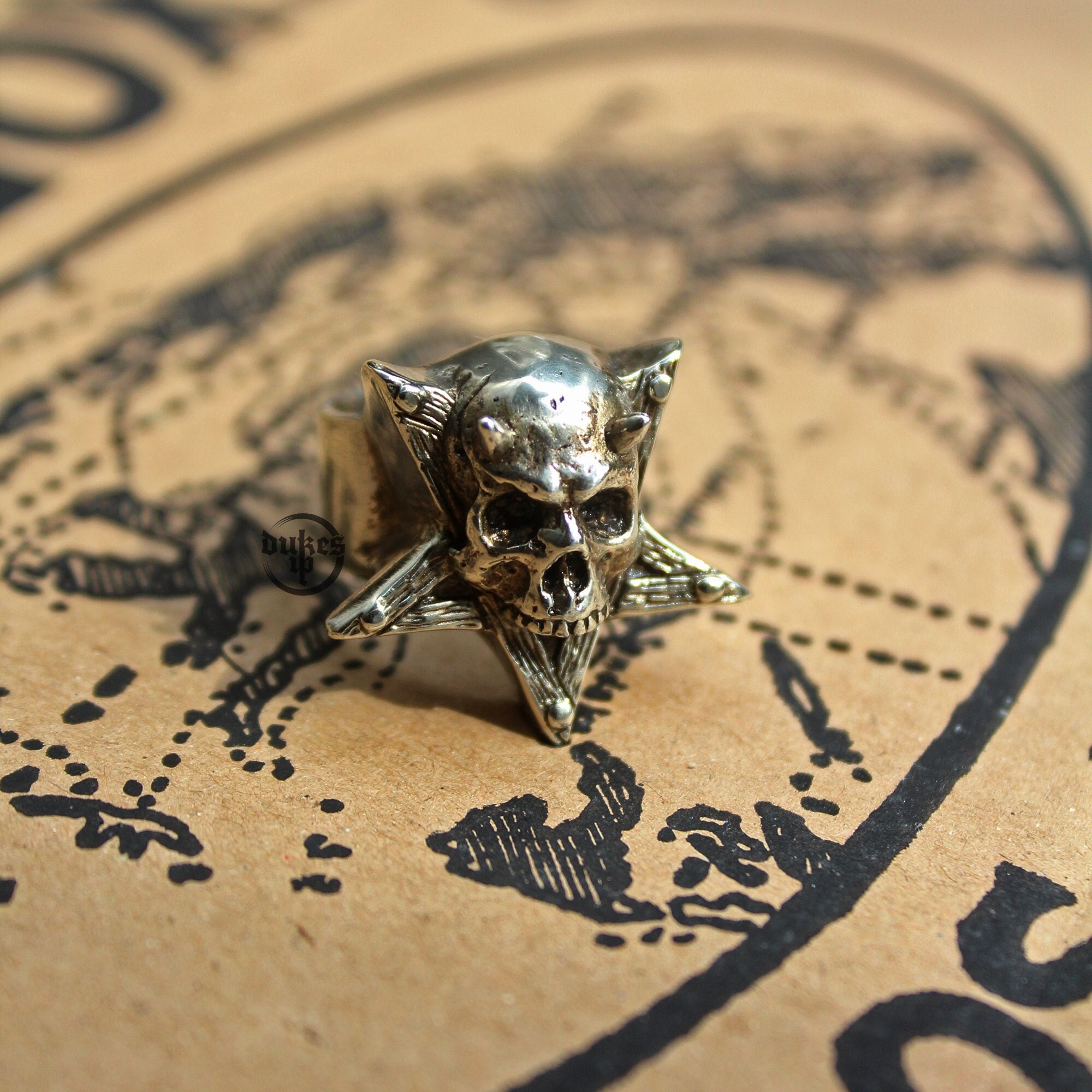 THE RITUAL Ring Inverted Pentagram Ring Skull Ring Satanic - Etsy