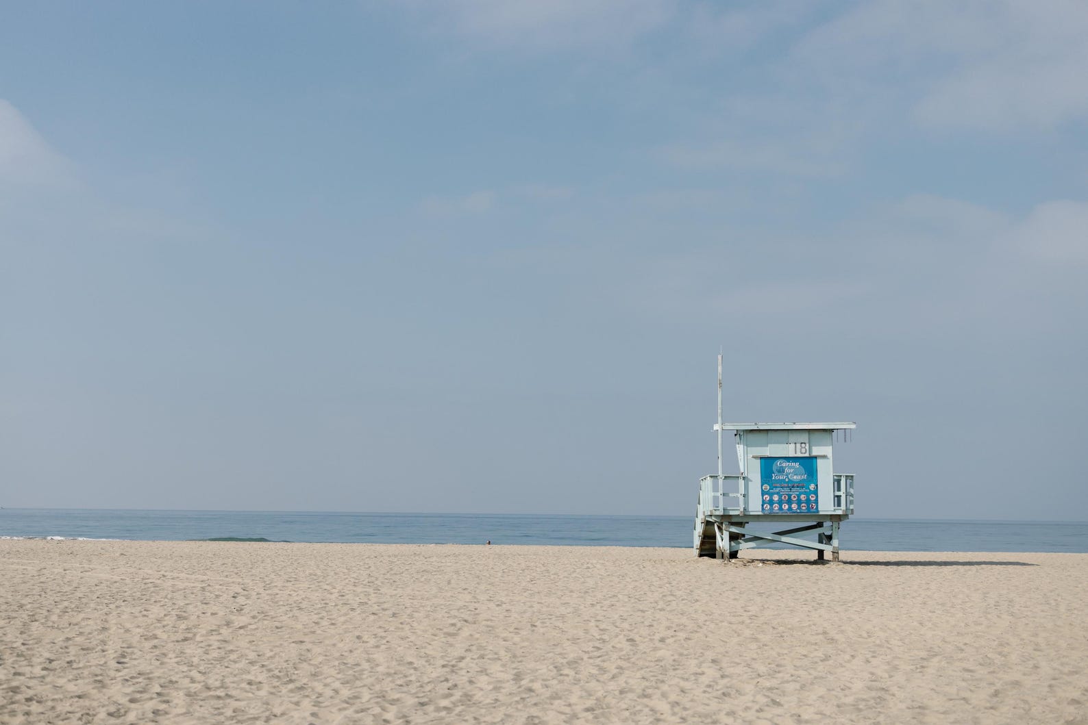 Lifeguard Stand in Los Angeles, California - Etsy
