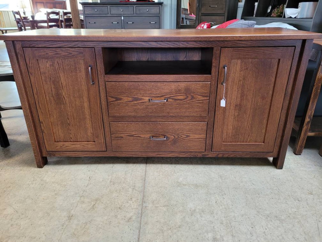 Solid Oak TV Console Entertainment Center. Amish Built 60"long X 20 ...